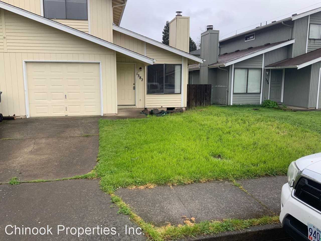 Q St Duplex Apartments - 1382 Q St Springfield OR | Zumper