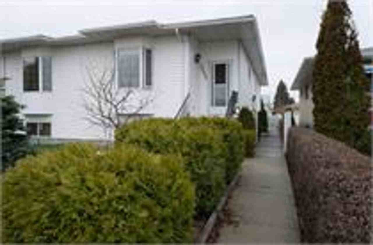 5 Bedroom Half Duplex with 2 Kitchens Apartments - Full Unit Edmonton ...