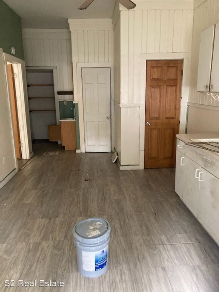 1938 W. Rogers St. Apartments - 1938 W Rogers St Milwaukee WI | Zumper