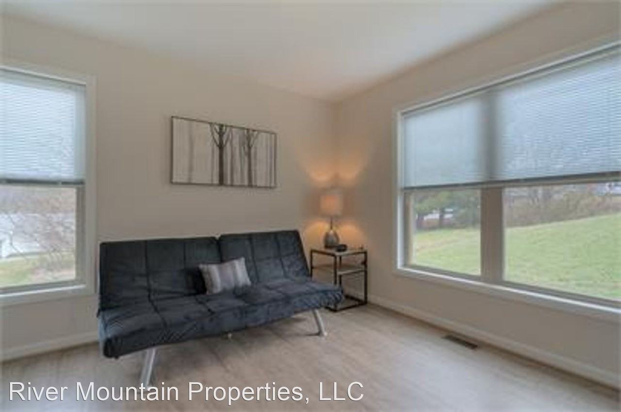 1608 Whipple Drive Apartments - 1608 Whipple Dr, Blacksburg, VA 24060 ...