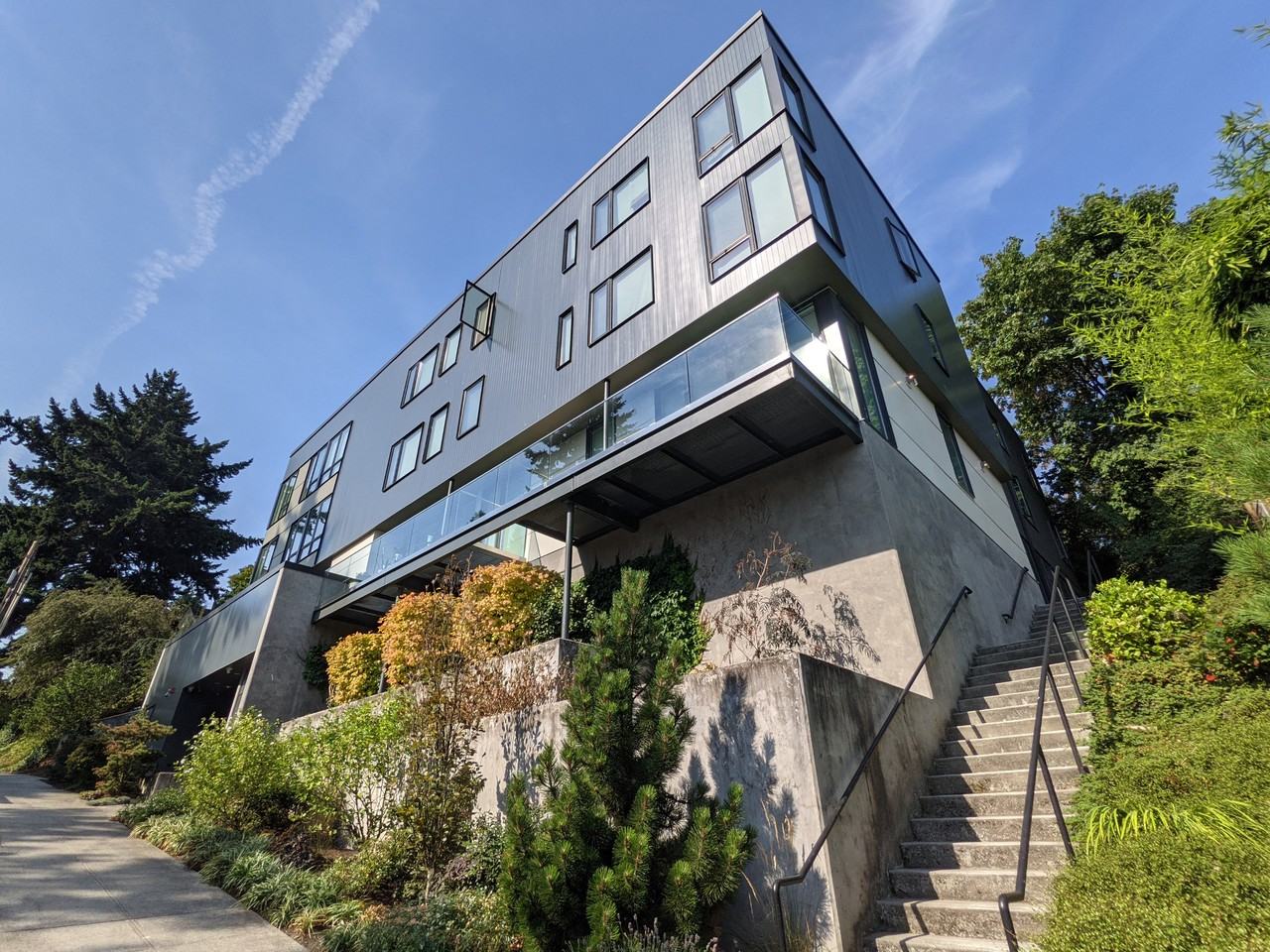 Viewpoint Terrace Apartments - 3939 Sw View Point Ter Portland OR | Zumper