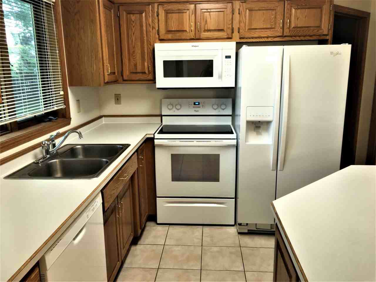 Mistwood Townhomes - 2925 Apartments - 2925 40th Ave Fargo ND | Zumper