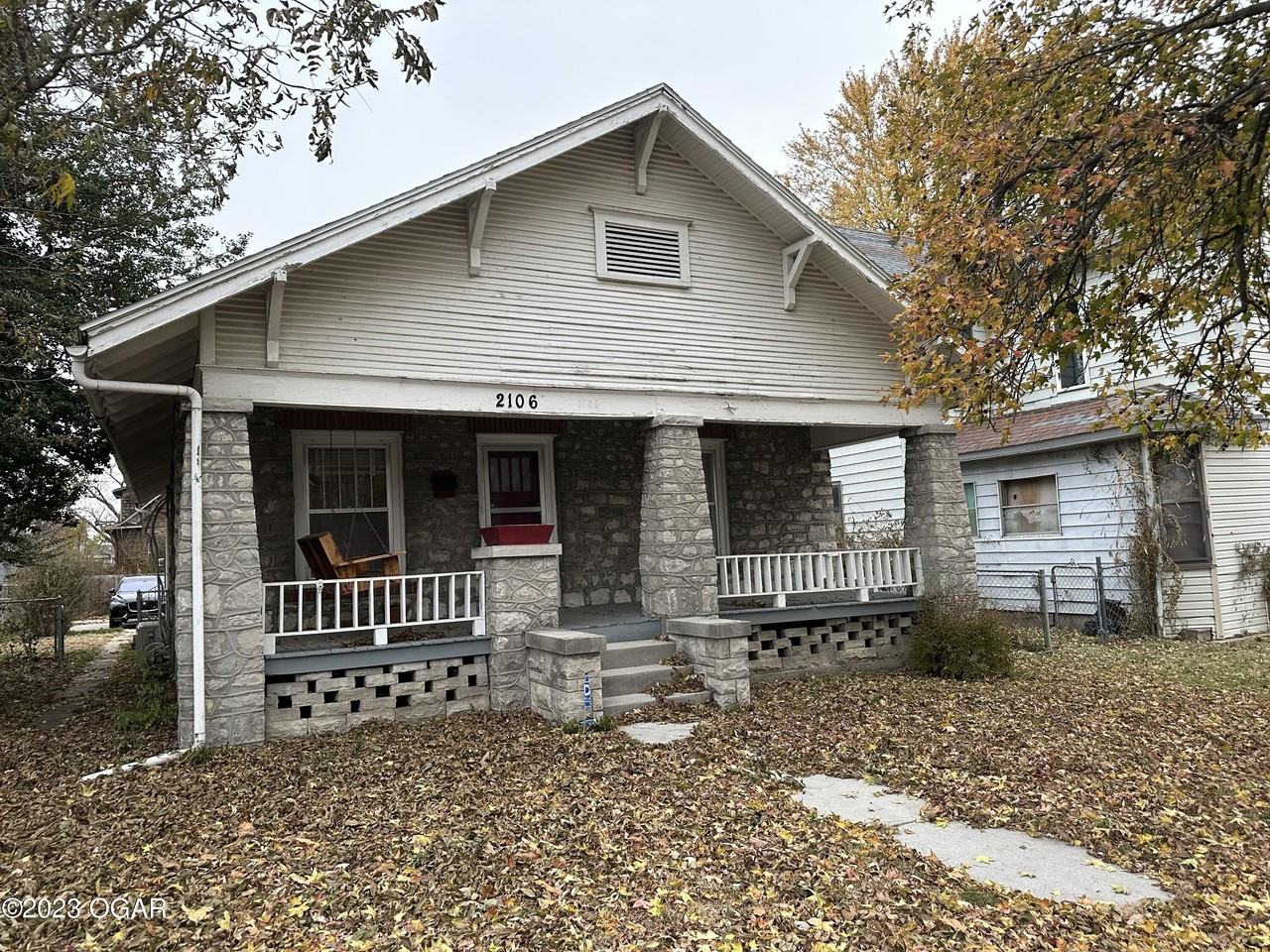 2106 S Joplin Ave, Joplin, MO 64804 - 2 bedroom House Rental - Zumper