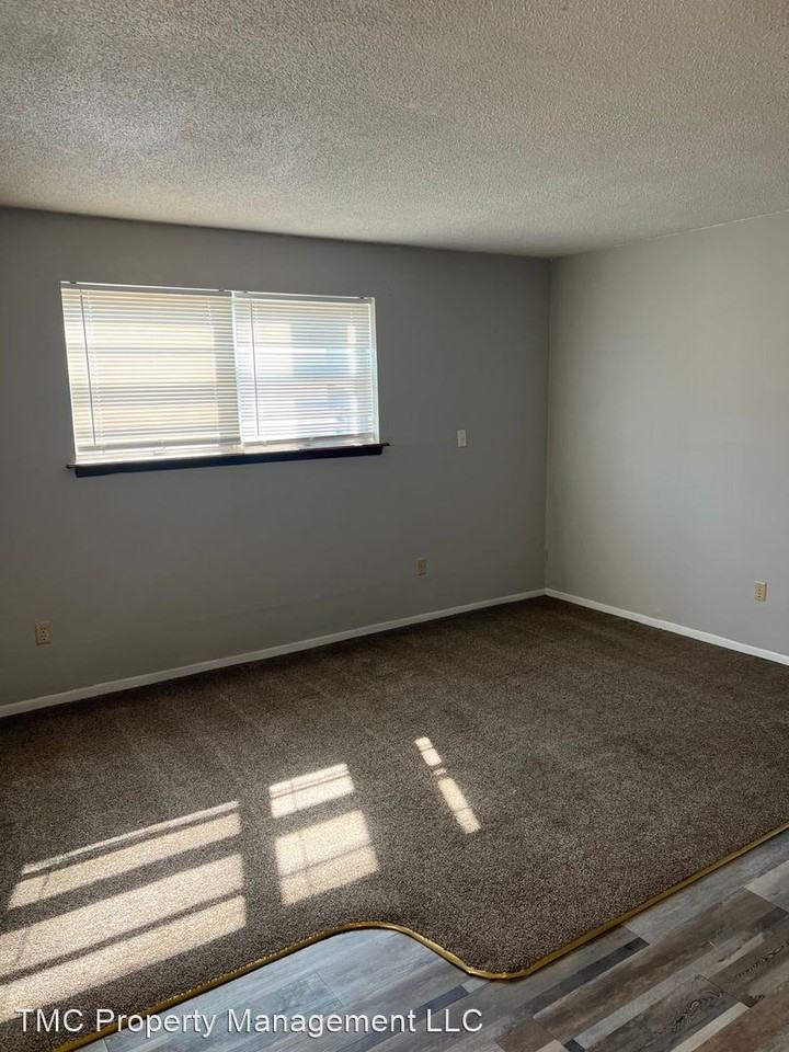 290 Apple Tree Court 8 Plex 290 Apple Tree Court Apartments - Columbia ...