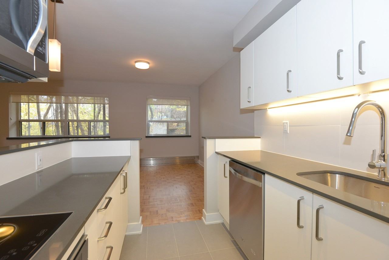 36 Castle Frank Road Apartments - 36 Castle Frank Rd, Toronto, ON M4W ...