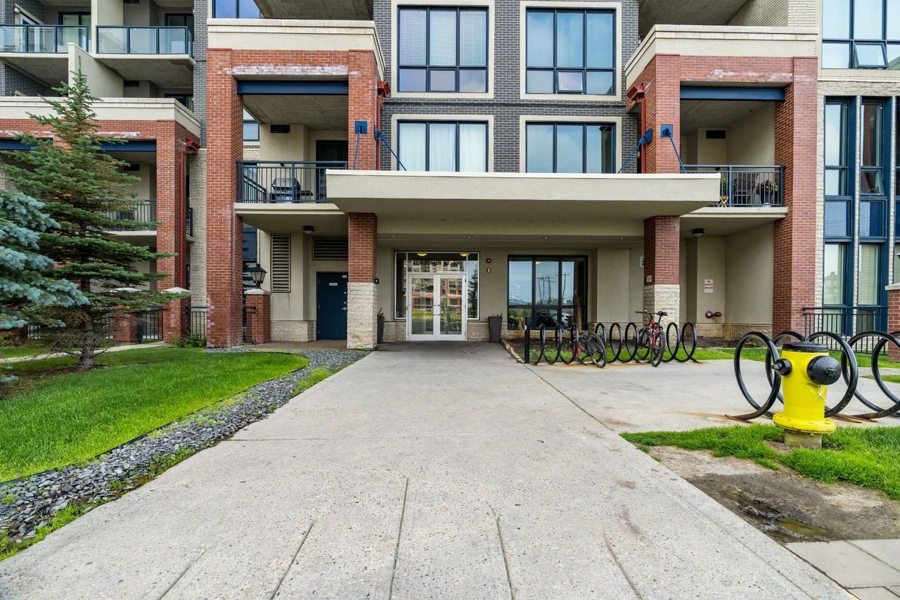 London at Heritage Station Apartments - 8880 Horton Rd Sw, Calgary, AB ...
