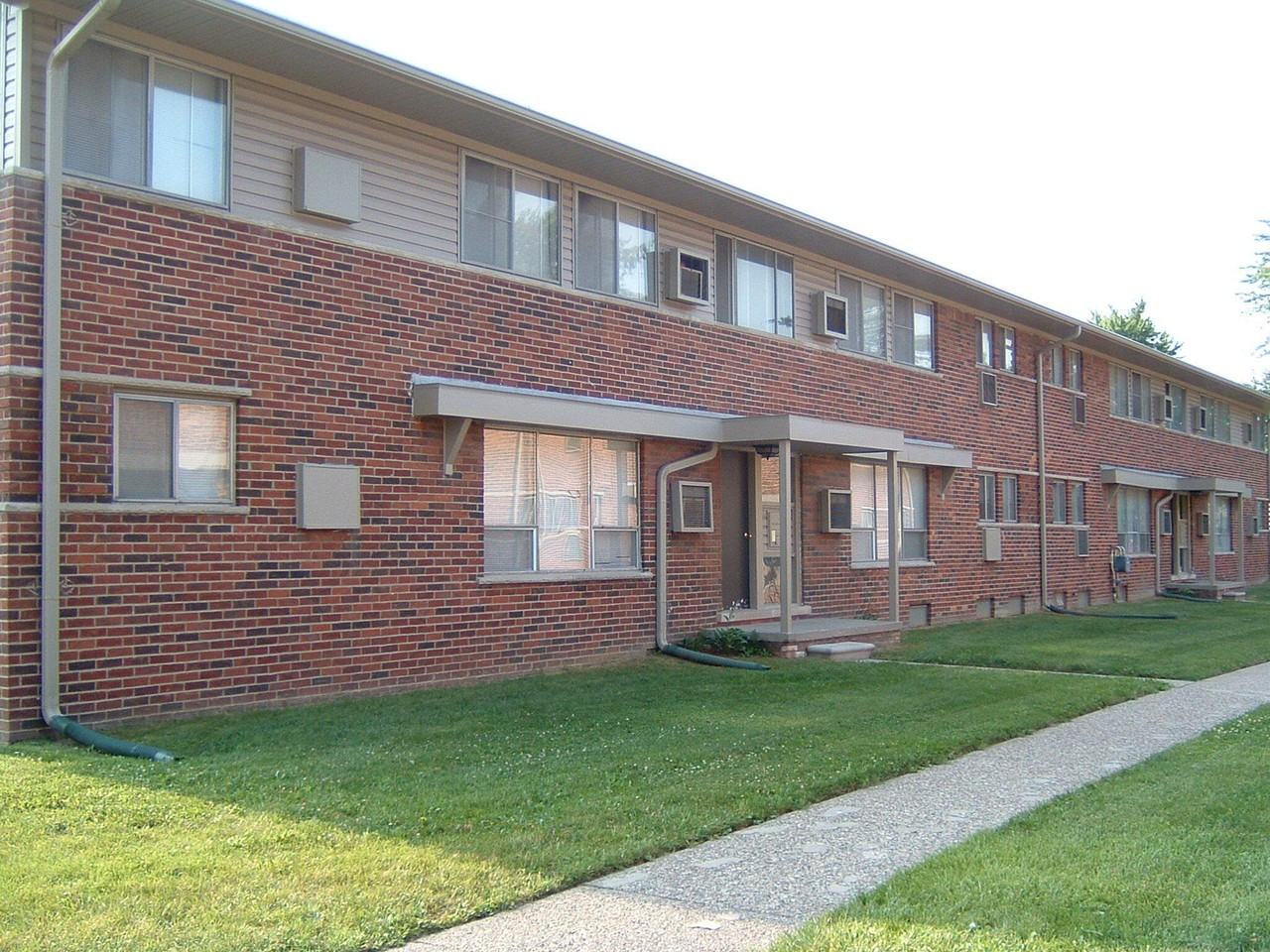 Silverstone Properties LLC Apartments - 4021 - 4031 Los Angeles Warren ...