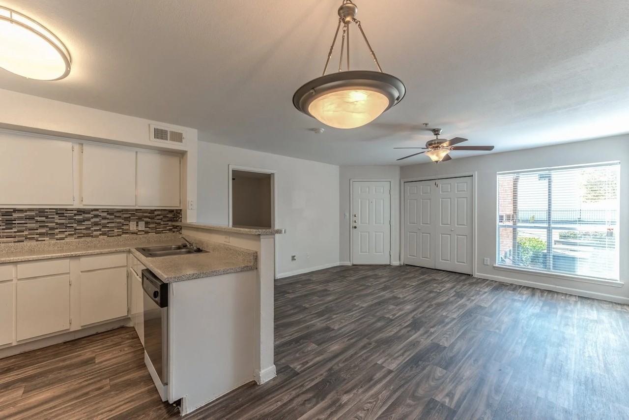 Sutter Ranch Apartments - 10445 Greens Crossing Blvd Houston TX | Zumper
