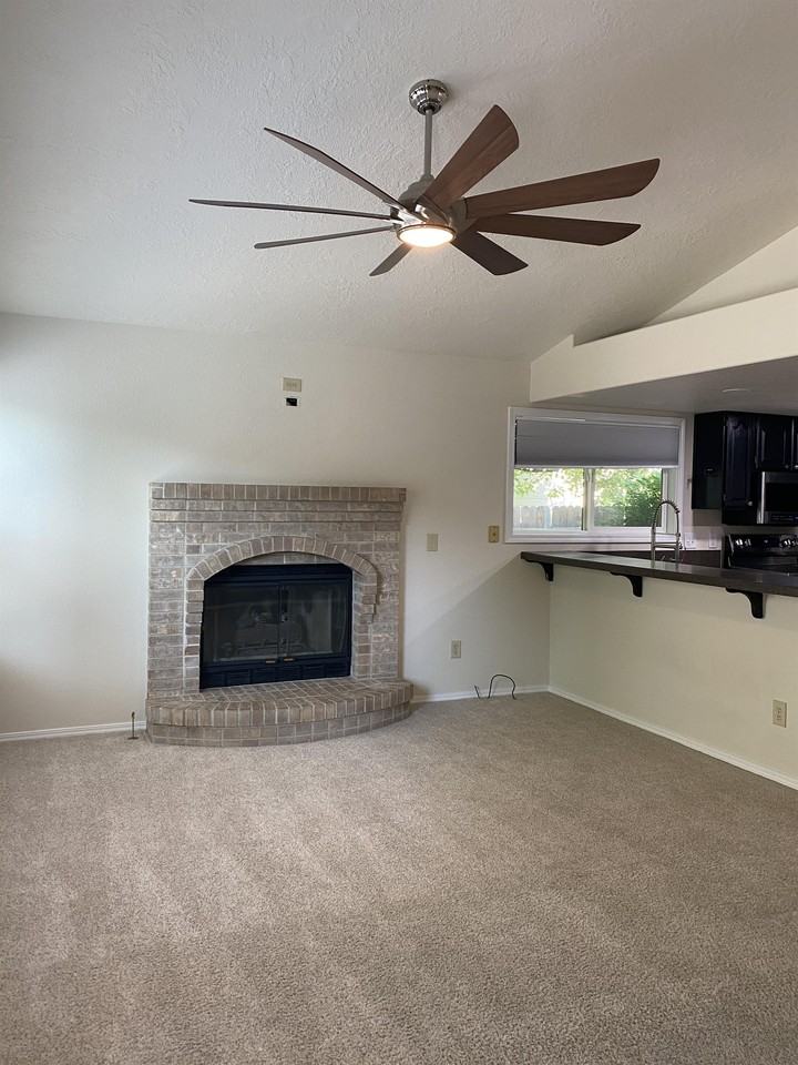 1525 E Falconrim Ct, Eagle, ID 83616 - 2 unit Rentals - Zumper Rentals