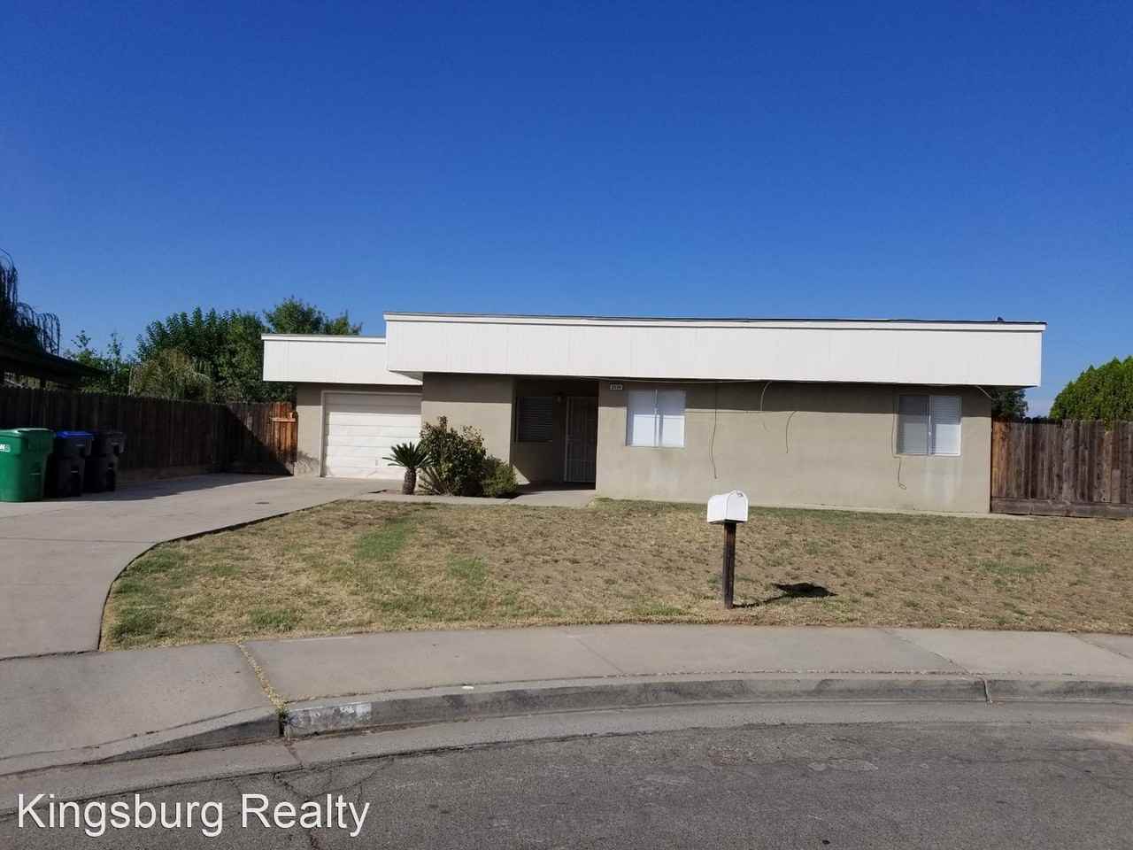 2534 Jackson St, Selma, CA 93662 - 3 bedroom House Rental - Zumper