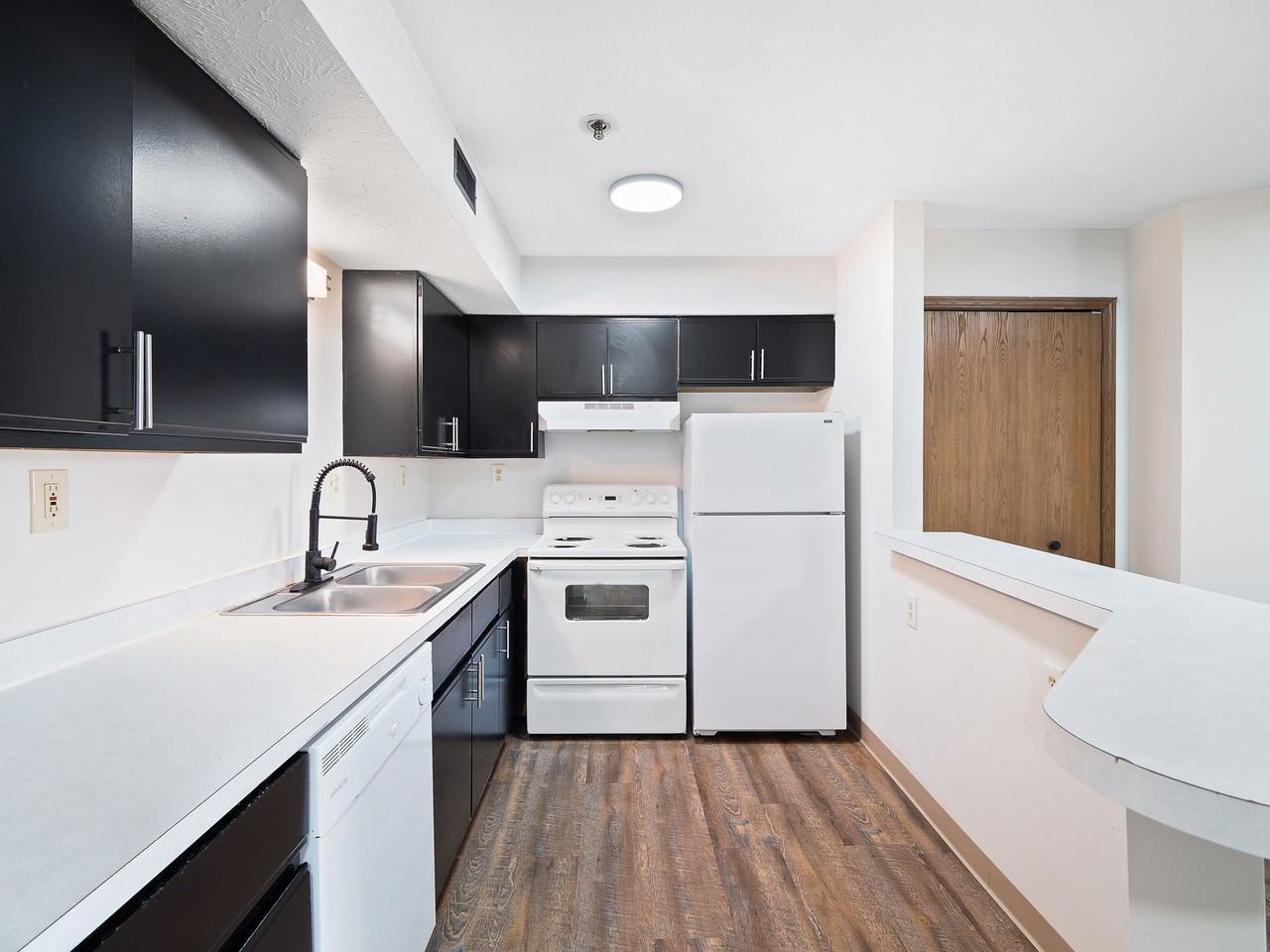 Cedar Knoll Apartments - 376 W Cedar St Akron OH | Zumper