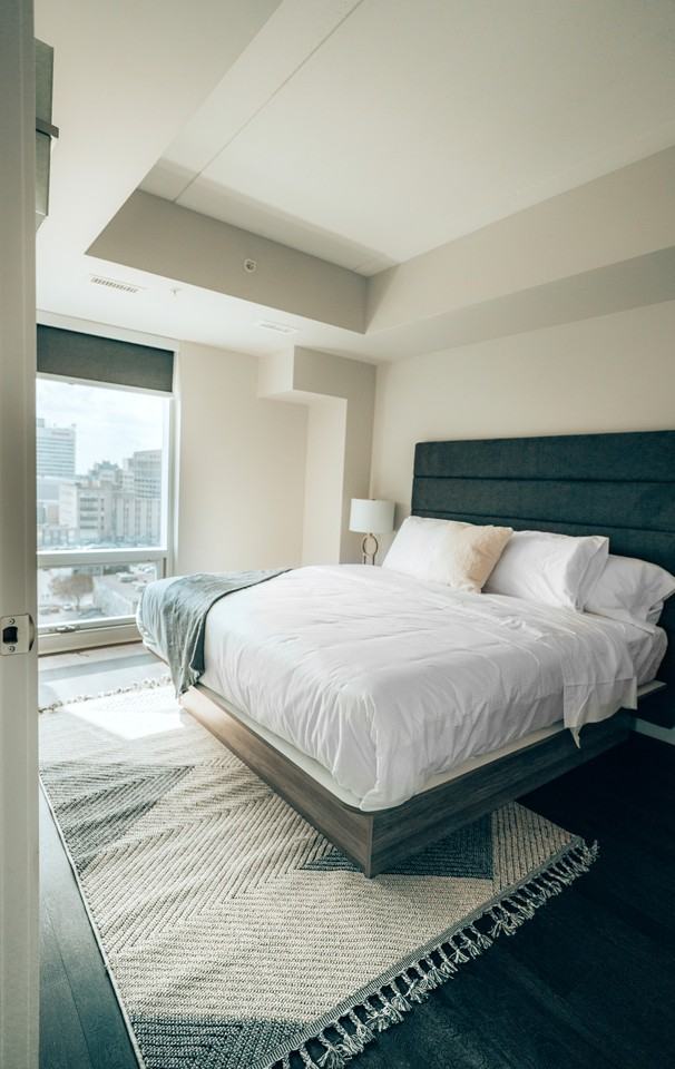 300 Main Apartments in Downtown Winnipeg, Winnipeg, MB R3C 1E1 - Zumper