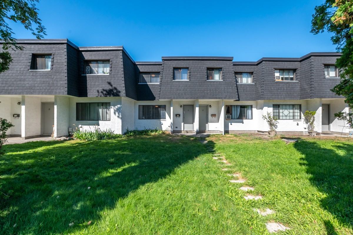 Ellis Creek Townhouses Apartments - 1825 Atkinson St, Penticton, BC V2A ...