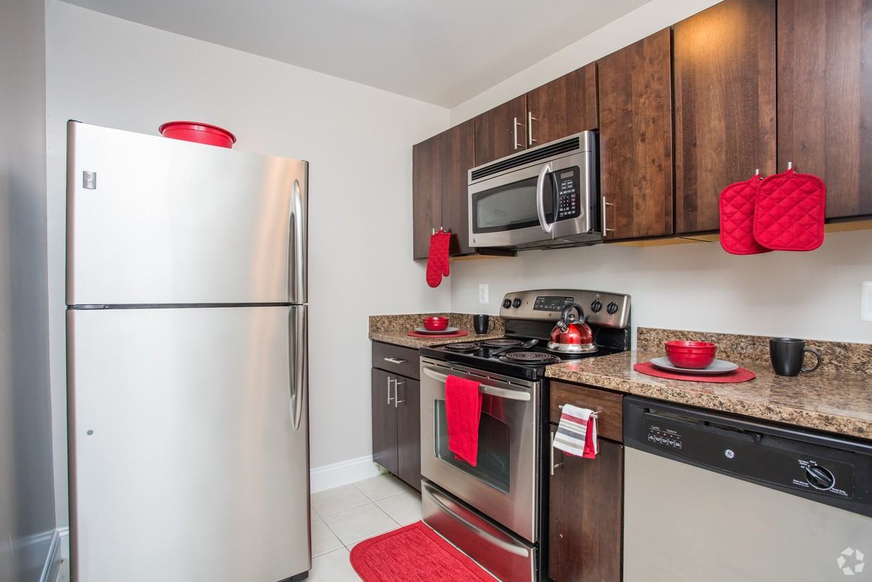 Infinity Apartments - 4990 Columbia Pike #115 Arlington VA | Zumper
