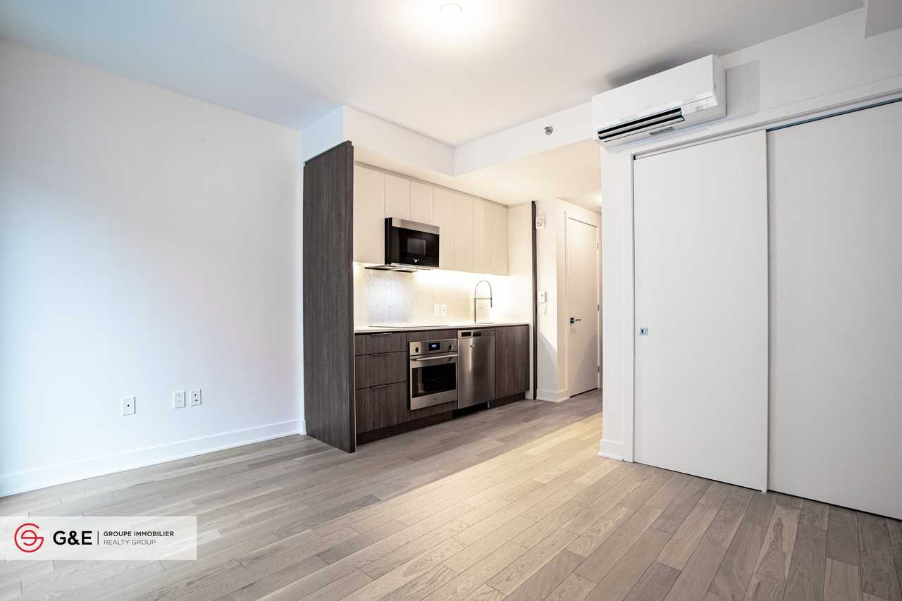 2070 Rue Peel, Montréal, QC H3A 1W6, CAN - 2 unit Rentals - Zumper