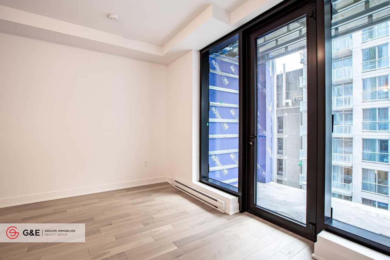 2070 Rue Peel, Montréal, QC H3A 1W6, CAN - 2 unit Rentals - Zumper