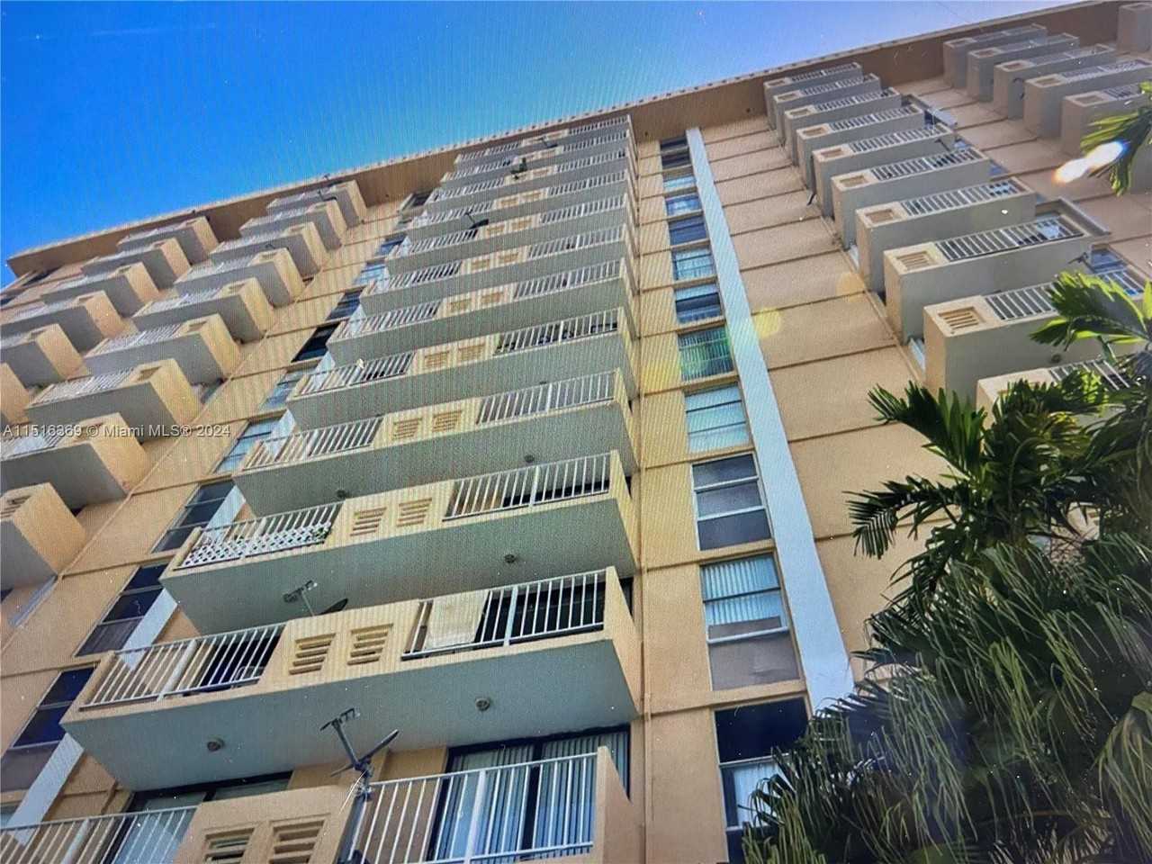 2 Bedroom Condo in North Miami, FL 33181 for $2,800/month - Zumper