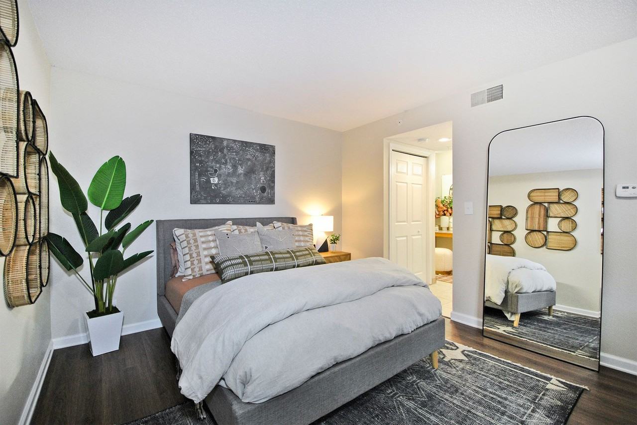 The Alcove Troy Apartments - 2600 Livernois Rd Troy MI | Zumper
