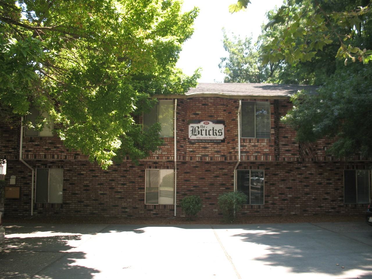 The Bricks Apartments - 831 W 5th St Chico CA | Zumper
