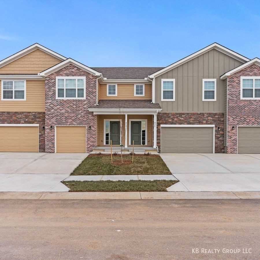 Se Chapman Ridge Dr #9421-3rd, Lees Summit, MO 64002 3 Bedroom House ...