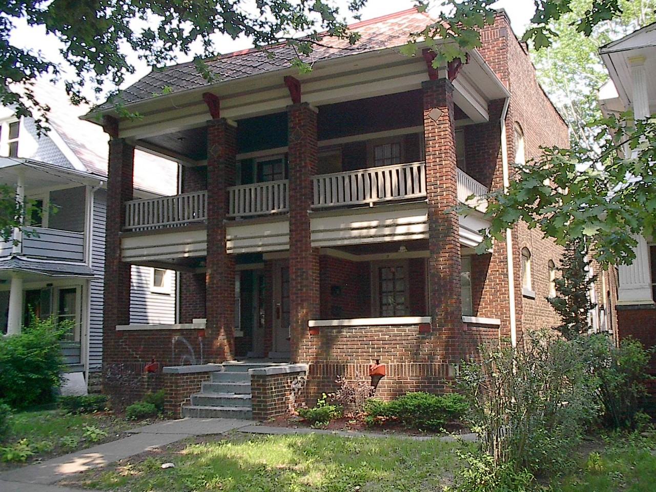 Larchmere Brownstone Apartments - 2671 East 128th Street ##3 Cleveland ...
