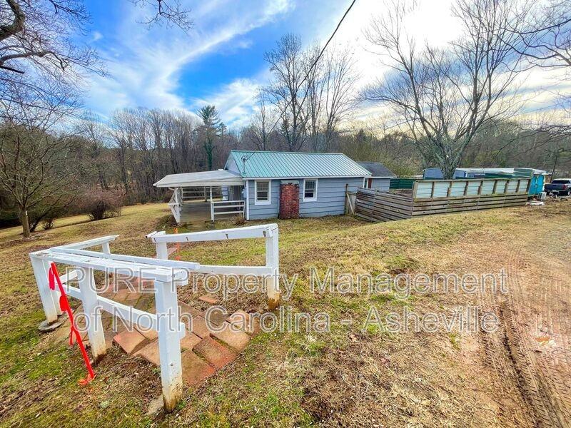 648 Sand Hill Rd, Asheville, NC 28806 - 2 bedroom House Rental - Zumper