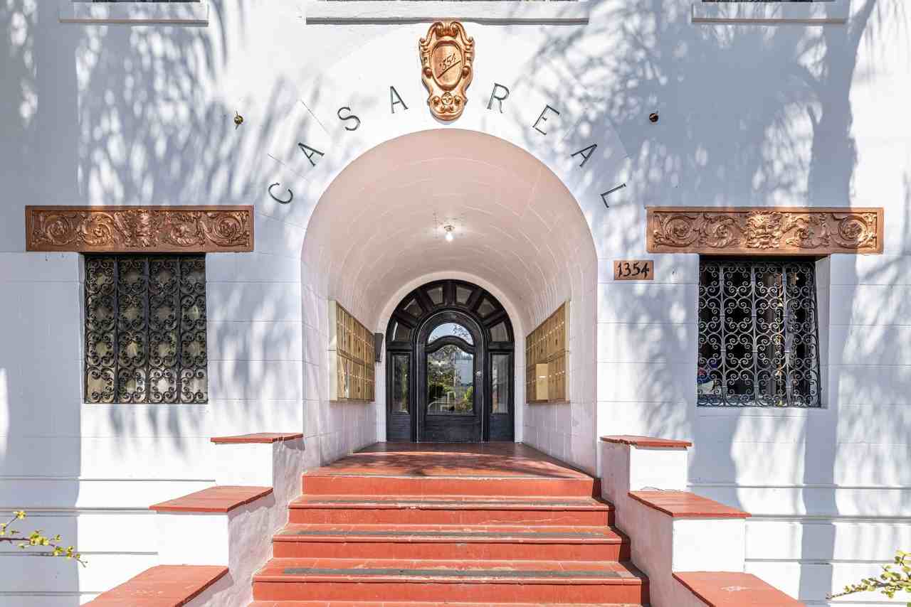 Casa Real Apartments - 1354 N Harper Ave West Hollywood CA | Zumper