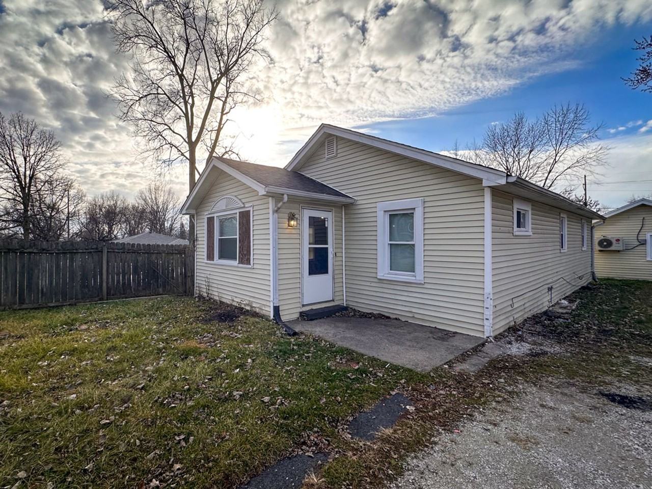 1730 N Graham (Main House.) Apartments - 1730 N Graham Ave Indianapolis ...