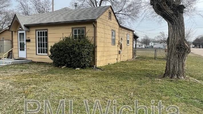 2156 S Santa Fe St, Wichita, KS 67211 1 Bedroom Condo for $900/month ... 2156 S Santa Fe St, Wichita, KS 67211 1 Bedroom Condo for $900/month ...