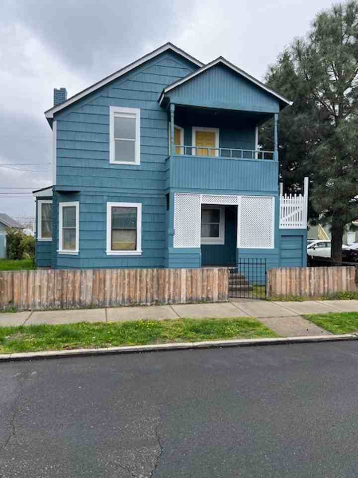 440 N. Grape St Apartments - 440 N Grape St, Medford, OR 97501 - Zumper