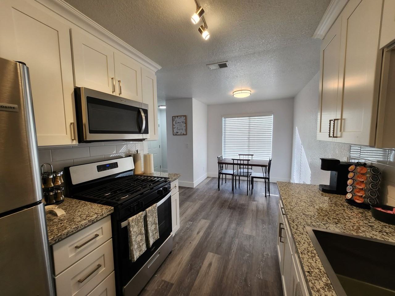 Blue Ridge Heights Apartments - 3286 Blue Ridge Circle Stockton CA | Zumper
