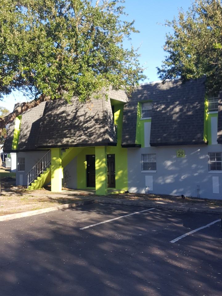 Oak Ridge Apartments - 13333 Ridge Road Largo FL | Zumper