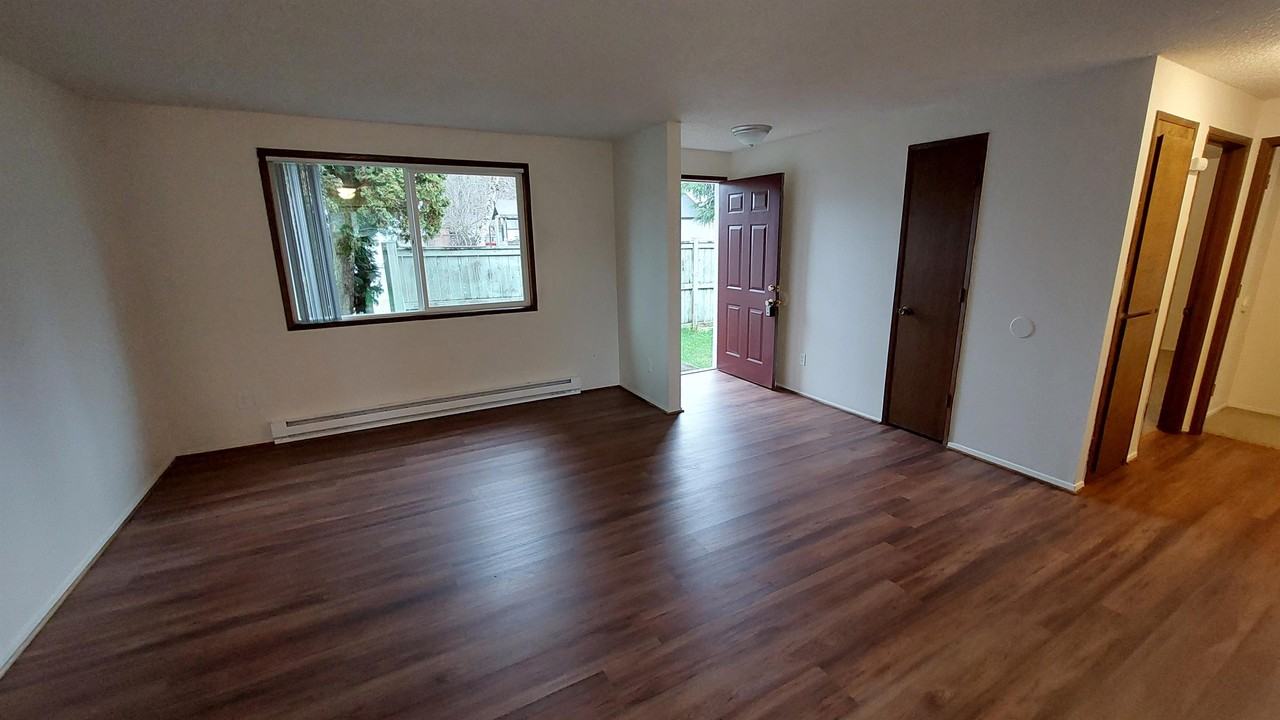 1312 E Santiam St #1312, Stayton, OR 97383 2 Bedroom Apartment for ...