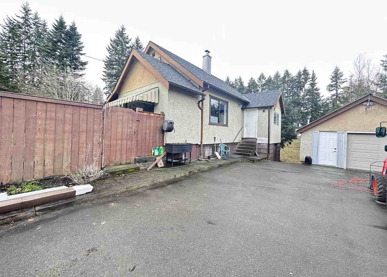 2593 Lake Trail Rd #1, Courtenay, BC V9N 9K8 3 Bedroom House for $2,500 ...