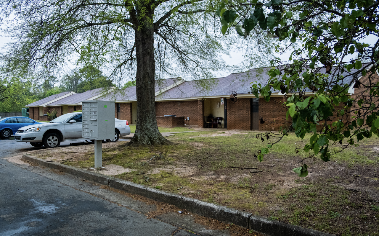 Colony West Apartments - 1501 Green St, Warner Robins, GA 31093 - Zumper