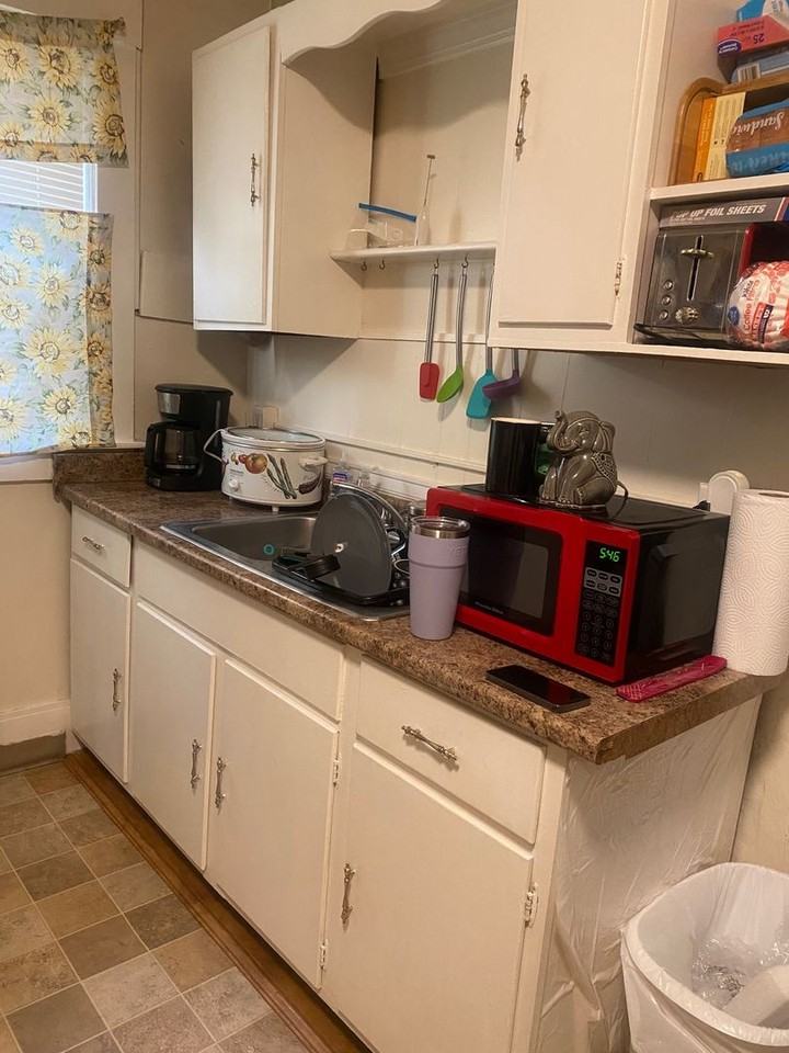 5 Acme St Apartments in Windsor, VT 05089 - Zumper