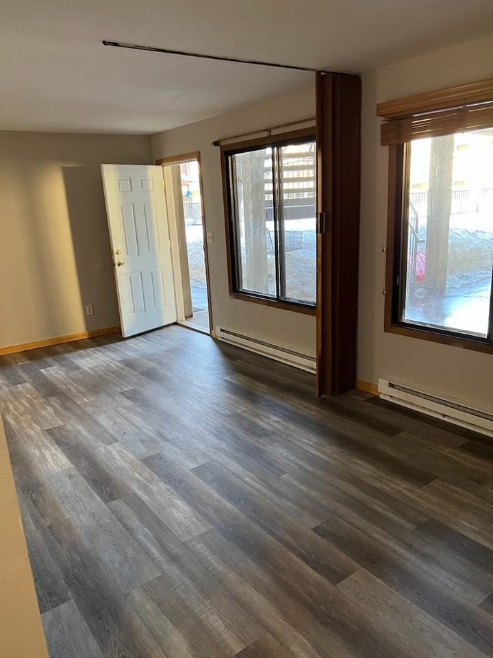 Finding Normal Apartments - 920 6th Ave N Fargo ND | Zumper