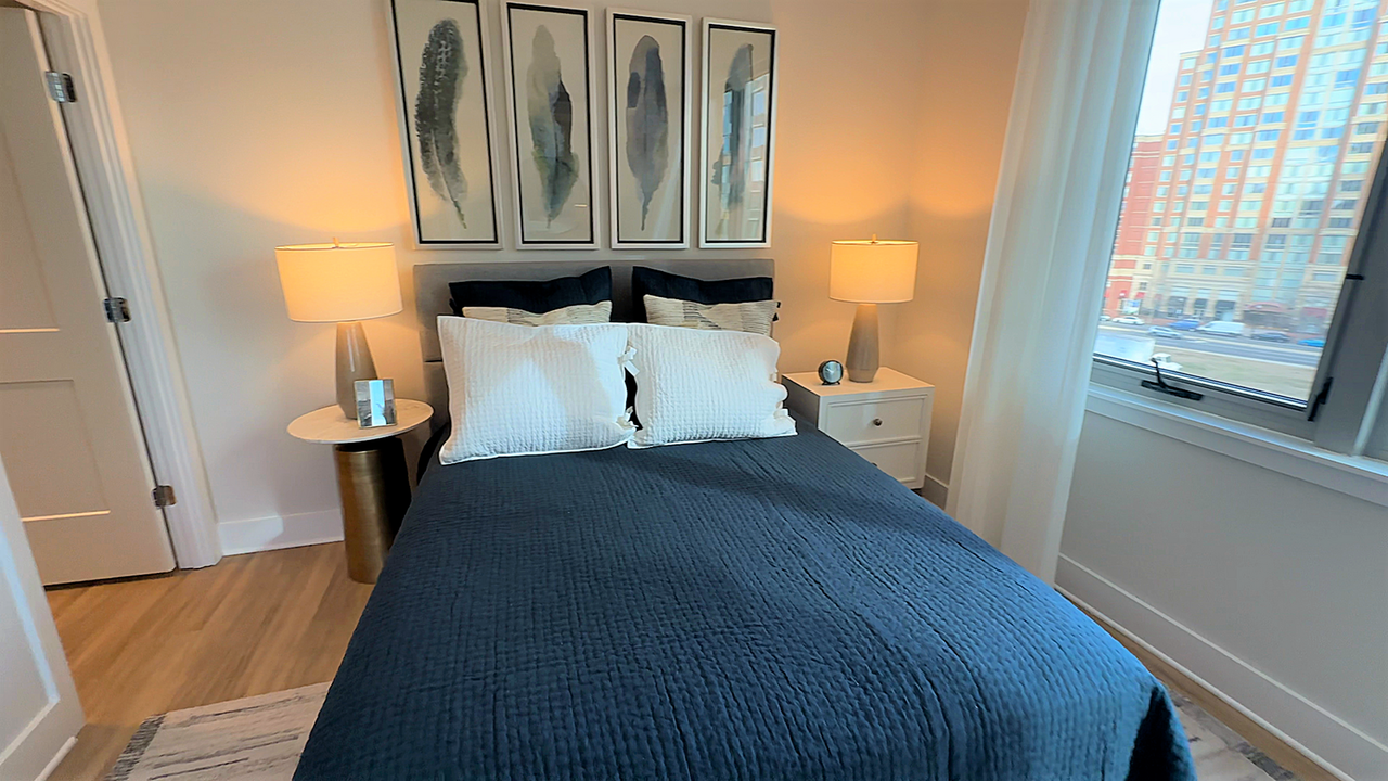 Meridian 2250 at Eisenhower Station Apartments - 2250 Dock Ln ...