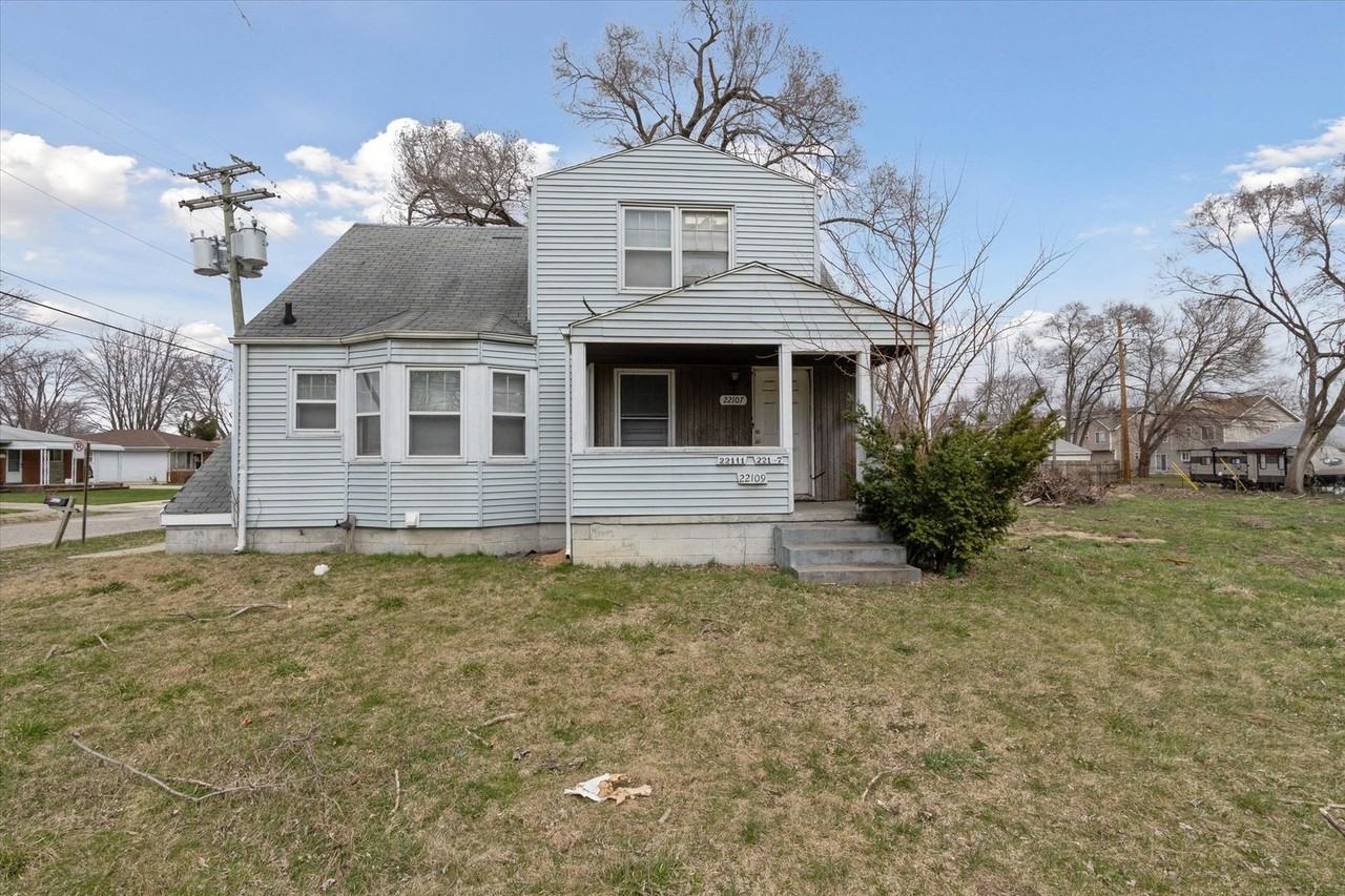 22107 15 Mile Rd Apartments - Mount Clemens MI | Zumper