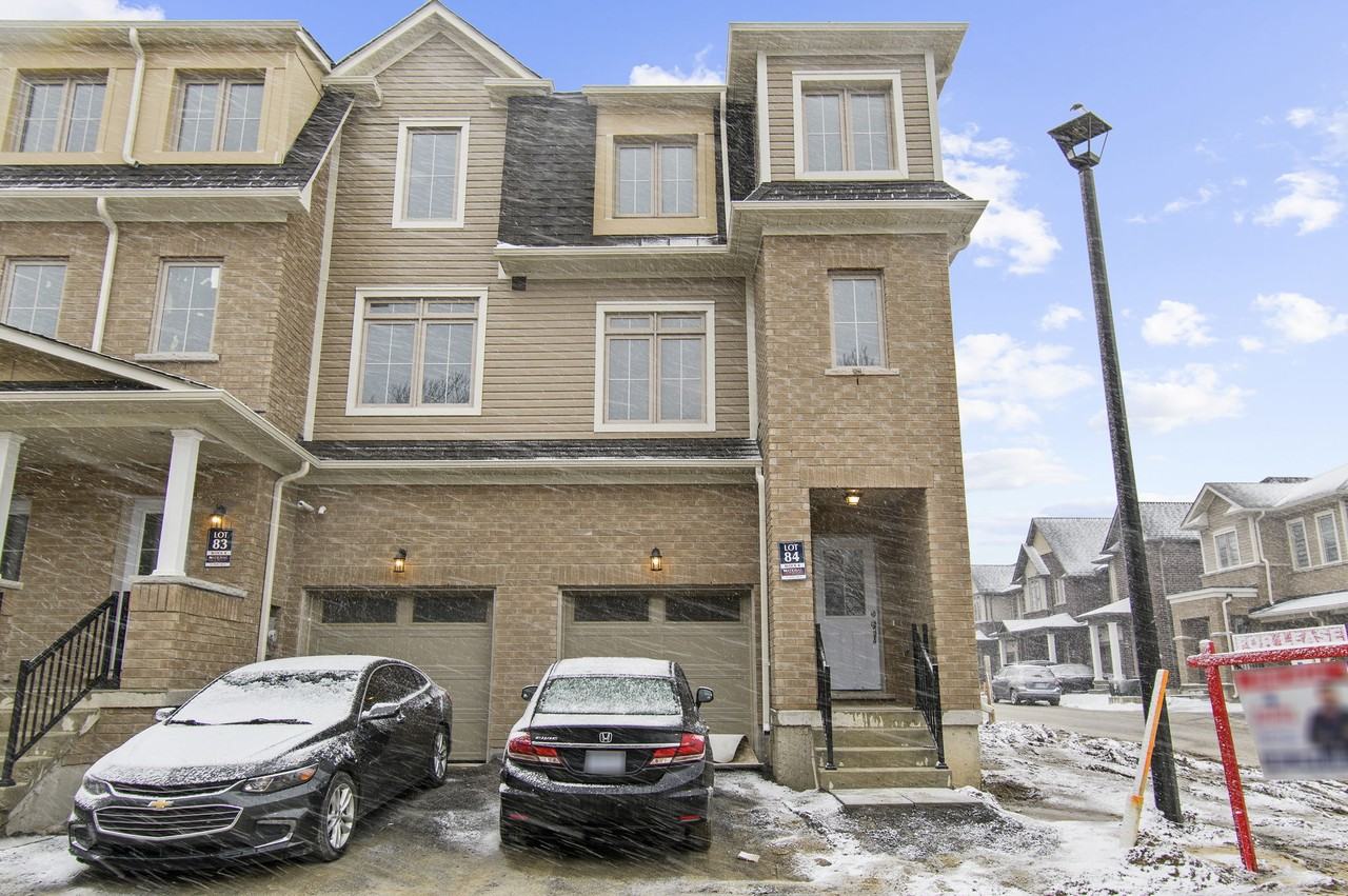 111 Senay Circle #111, Clarington, ON L1E 0G9 4 Bedroom House for ...