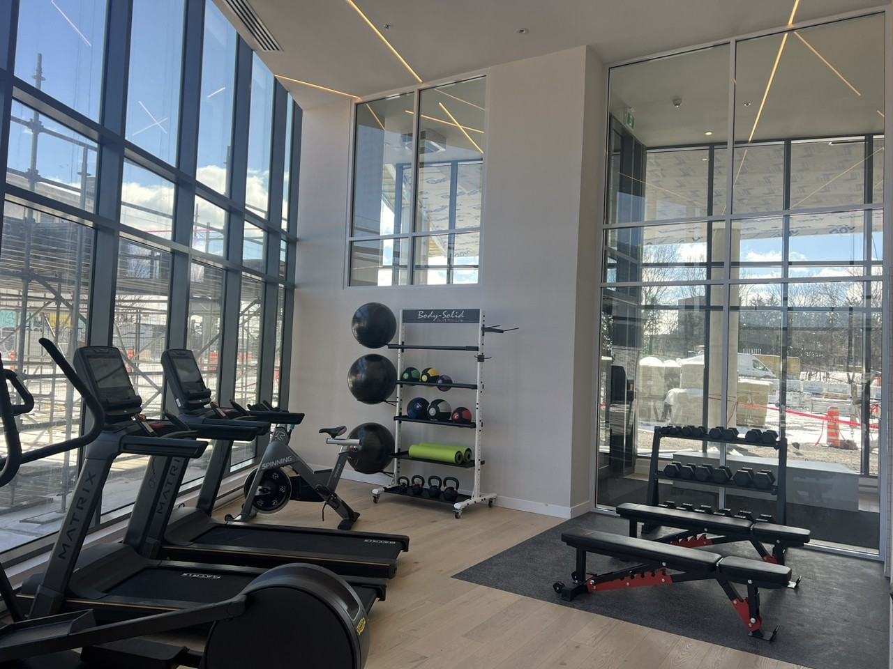 100 Rue Murray, Montréal, QC H3C 0S4 Studio Apartment for $1,450/month ...