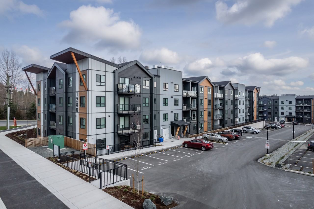 Trilogy Residences - A Apartments - 1280 Junction Ave, Nanaimo, BC V9R ...