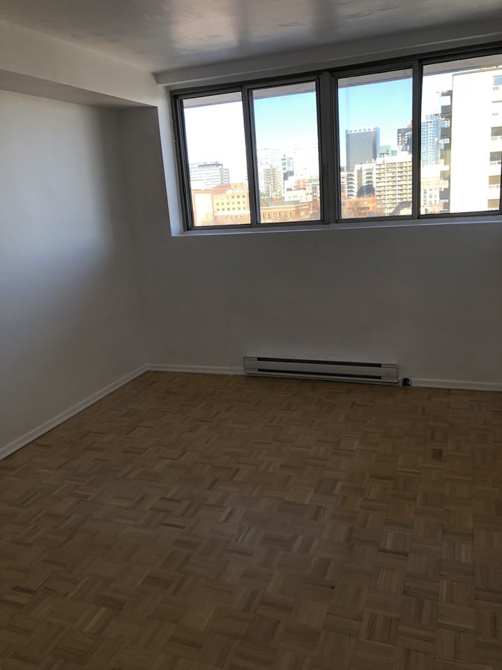 370 Metcalfe Street #G3, Ottawa, ON K2P 1S8 - 1 Bedroom Apartment for Rent | PadMapper