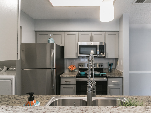 Summit Place at Limestone Apartments - 2350 Windward Ln, Gainesville ...