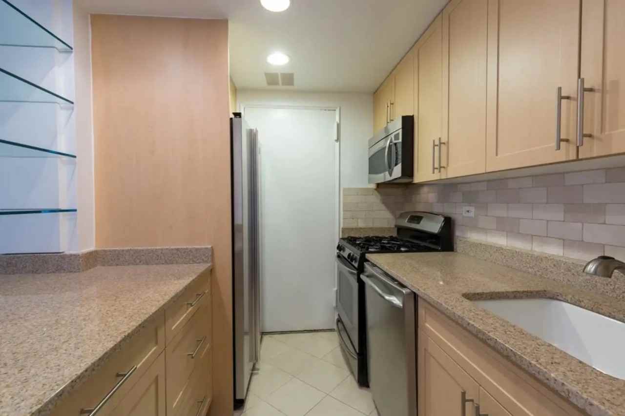 E 33rd St, New York, NY 10016 - Studio Apartment for Rent | PadMapper