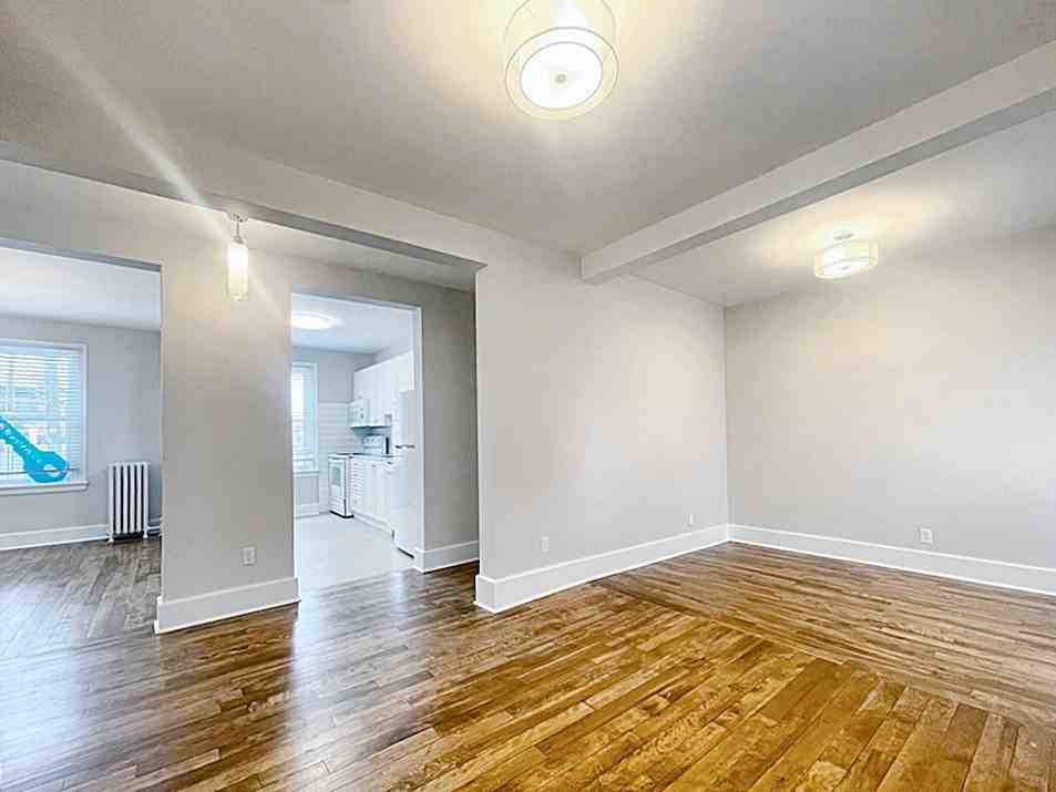 515 Main Street East, Hamilton, Ontario Apartments - 515 Main St E ...