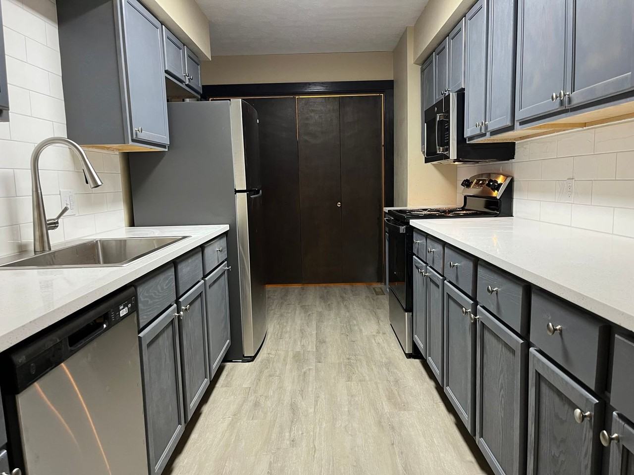 Craig : 910-958 S. Craig Ave Apartments - S Craig Ave Springfield MO ...