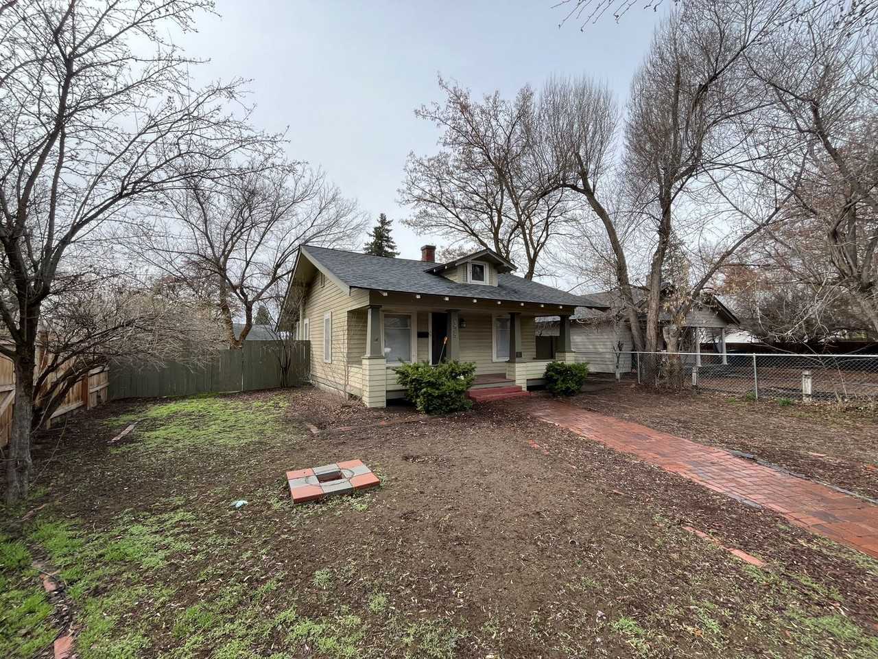 325 Nw Hunter Pl, Bend, OR 97703 - 1 Bedroom Apartment for Rent | PadMapper