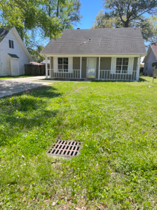 2115 Pelican St, Slidell, LA 70460 - 2 bedroom House Rental - Zumper ...
