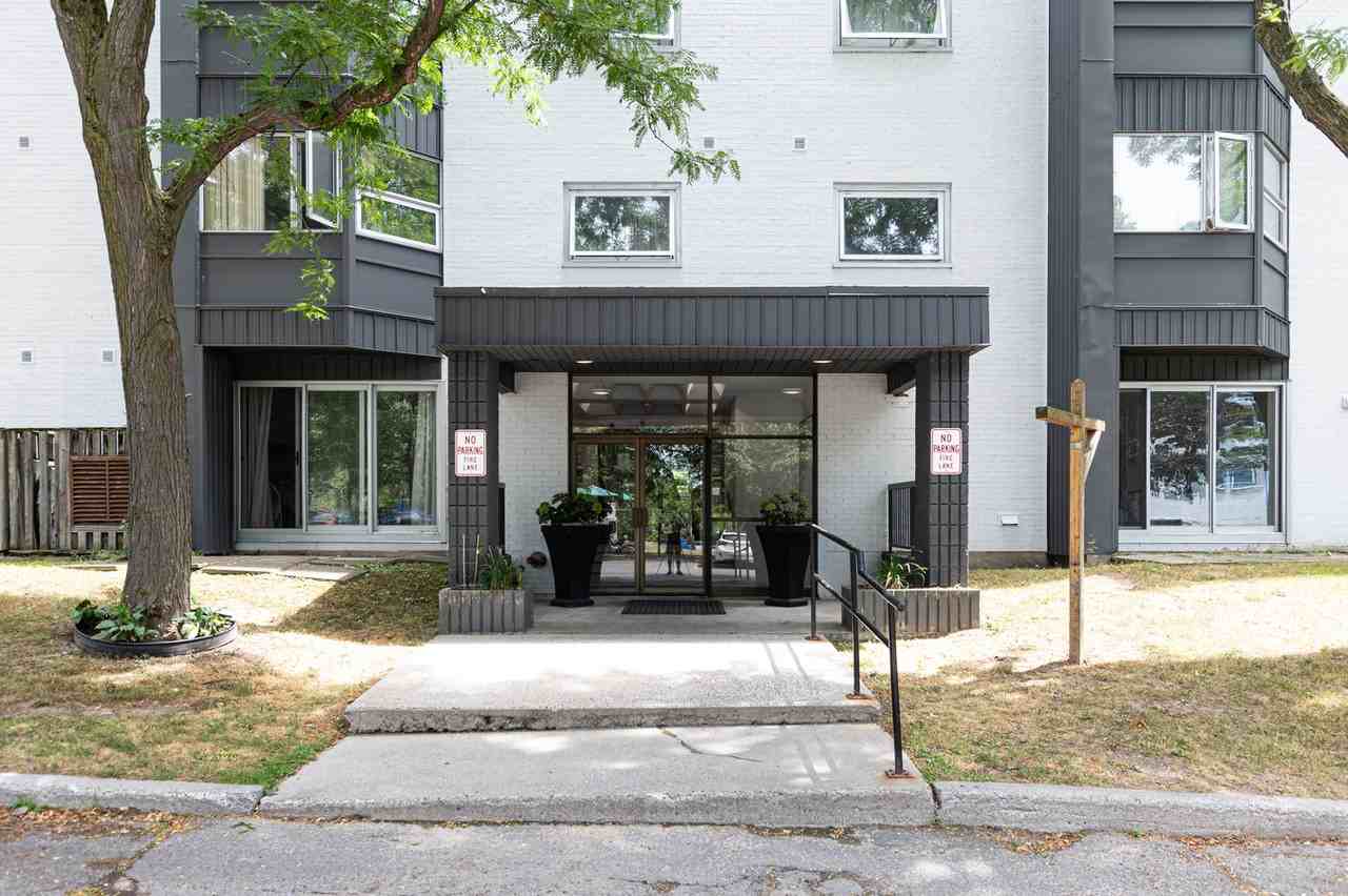 Village Green I & II Apartments - 710 Village Green 2 Apts. #700 ...